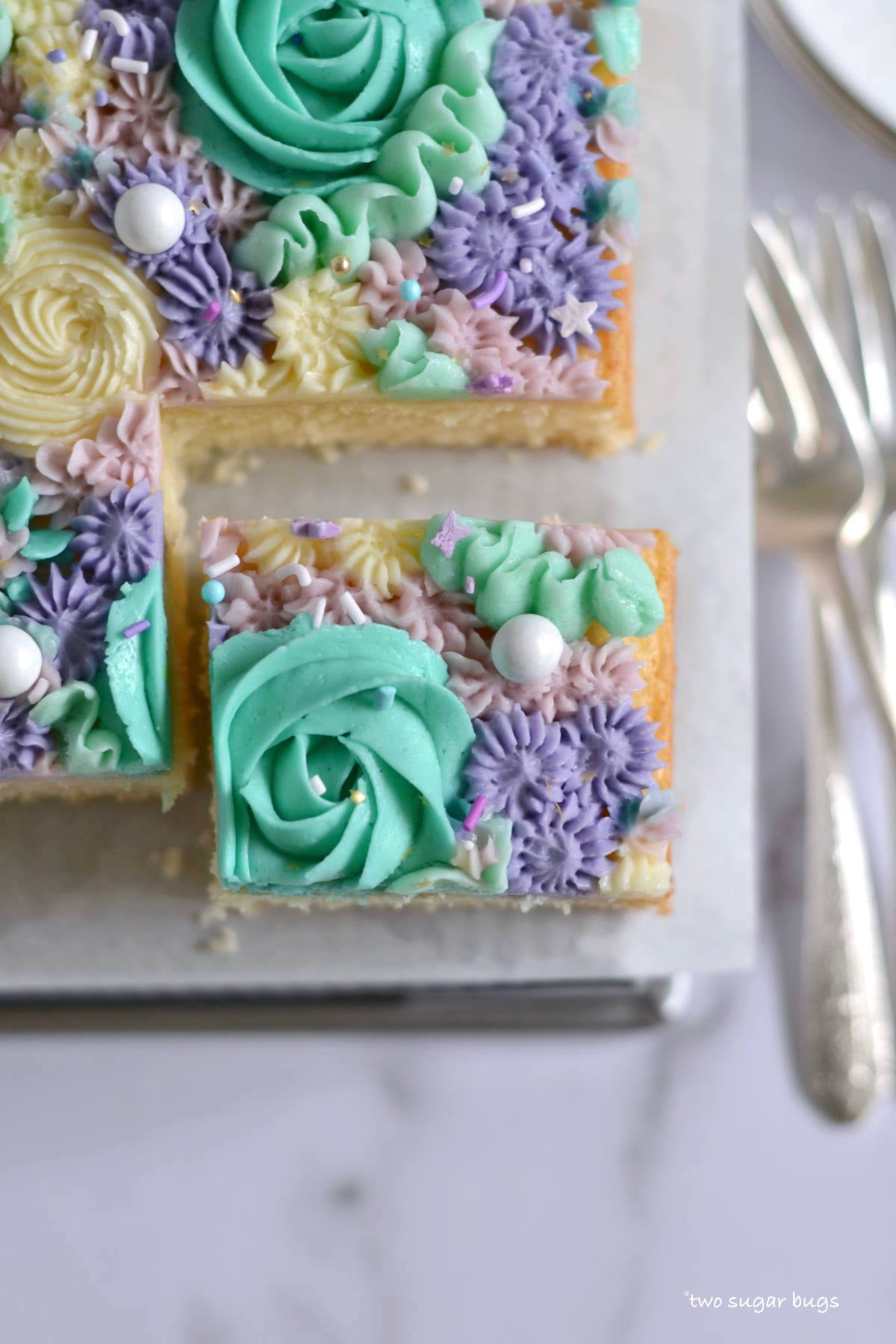 Simple Homemade Vanilla Snack Cake ~ two sugar bugs