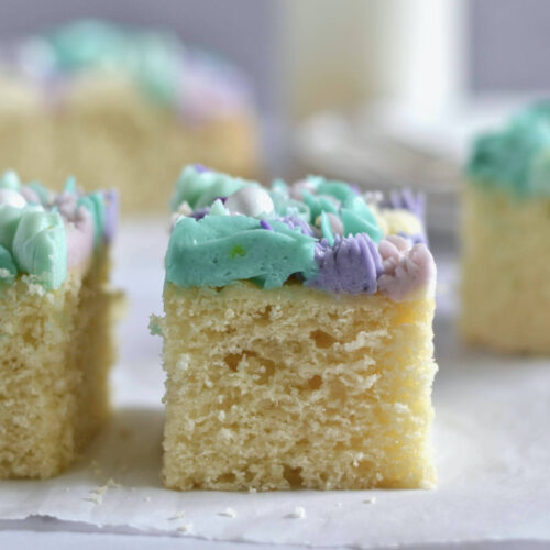 Simple Homemade Vanilla Snack Cake ~ two sugar bugs