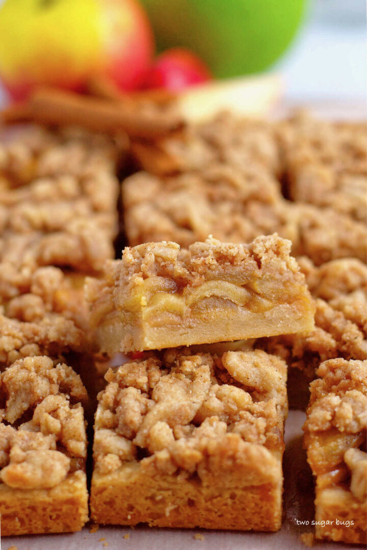 Apple Crisp Shortbread Bars ~ two sugar bugs