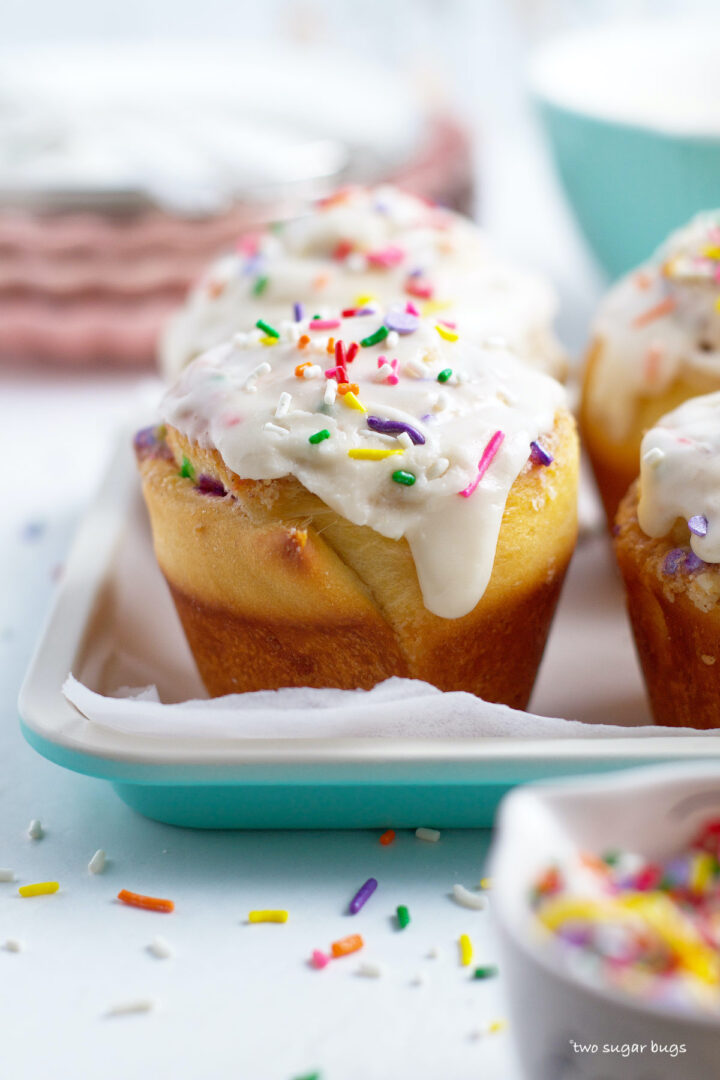 Funfetti Cinnamon Rolls ~ two sugar bugs