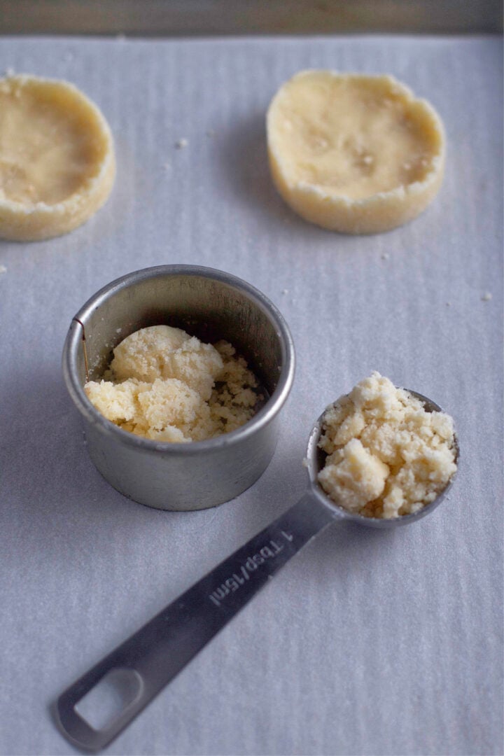 The Best Raspberry Crumble Cookies ~ two sugar bugs