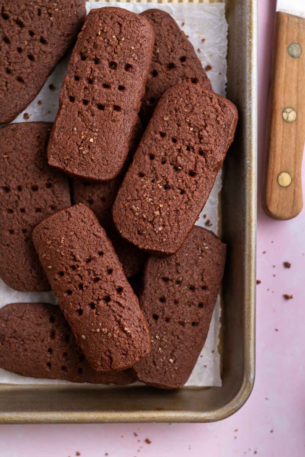 Chocolate Shortbread {no chill dough!} ~ two sugar bugs