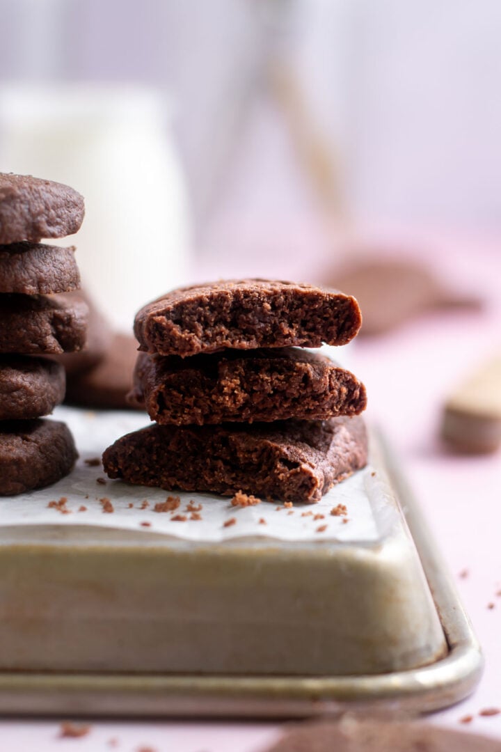 Chocolate Shortbread {no chill dough!} ~ two sugar bugs
