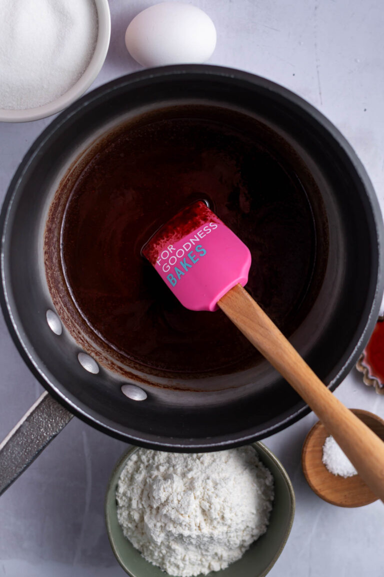 Oreo Brookie Bars ~ two sugar bugs