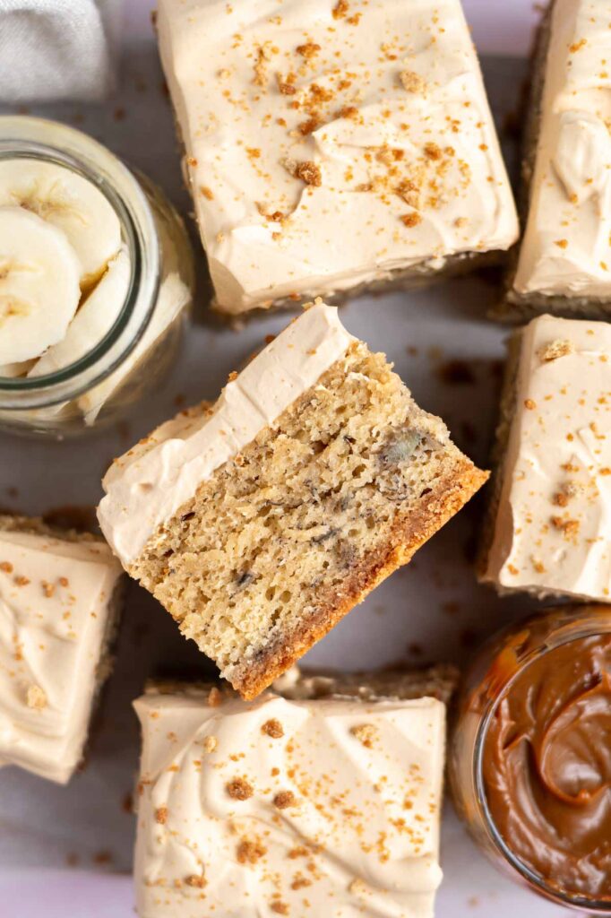 Easy Banoffee Cake ~ two sugar bugs