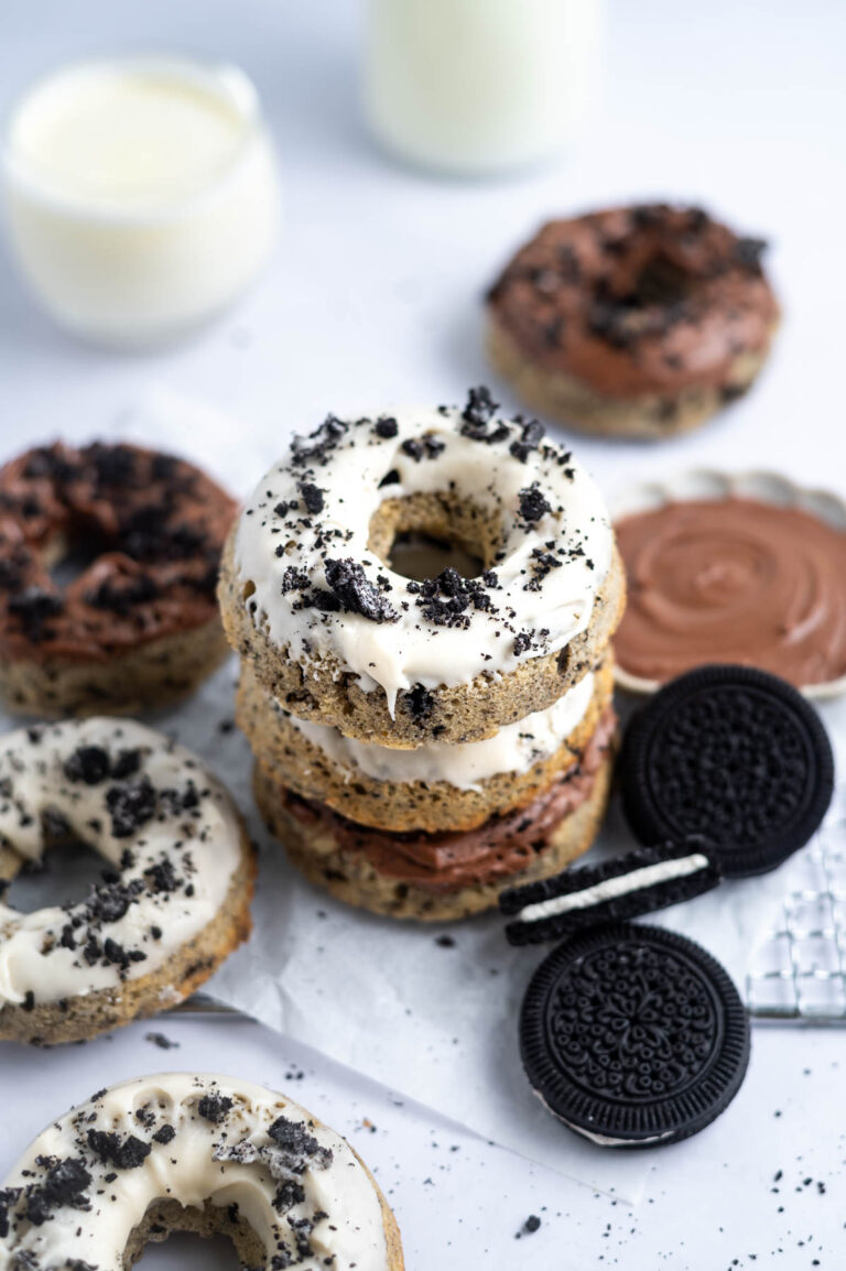 Quick and Easy Oreo Donuts ~ two sugar bugs