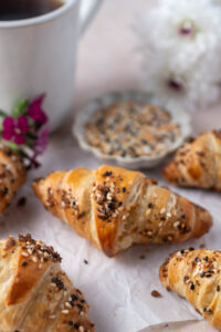 Puff Pastry Everything Croissants ~ two sugar bugs
