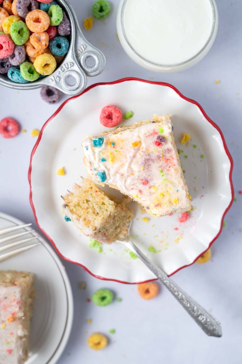 Simple One Layer Cereal Cake ~ two sugar bugs
